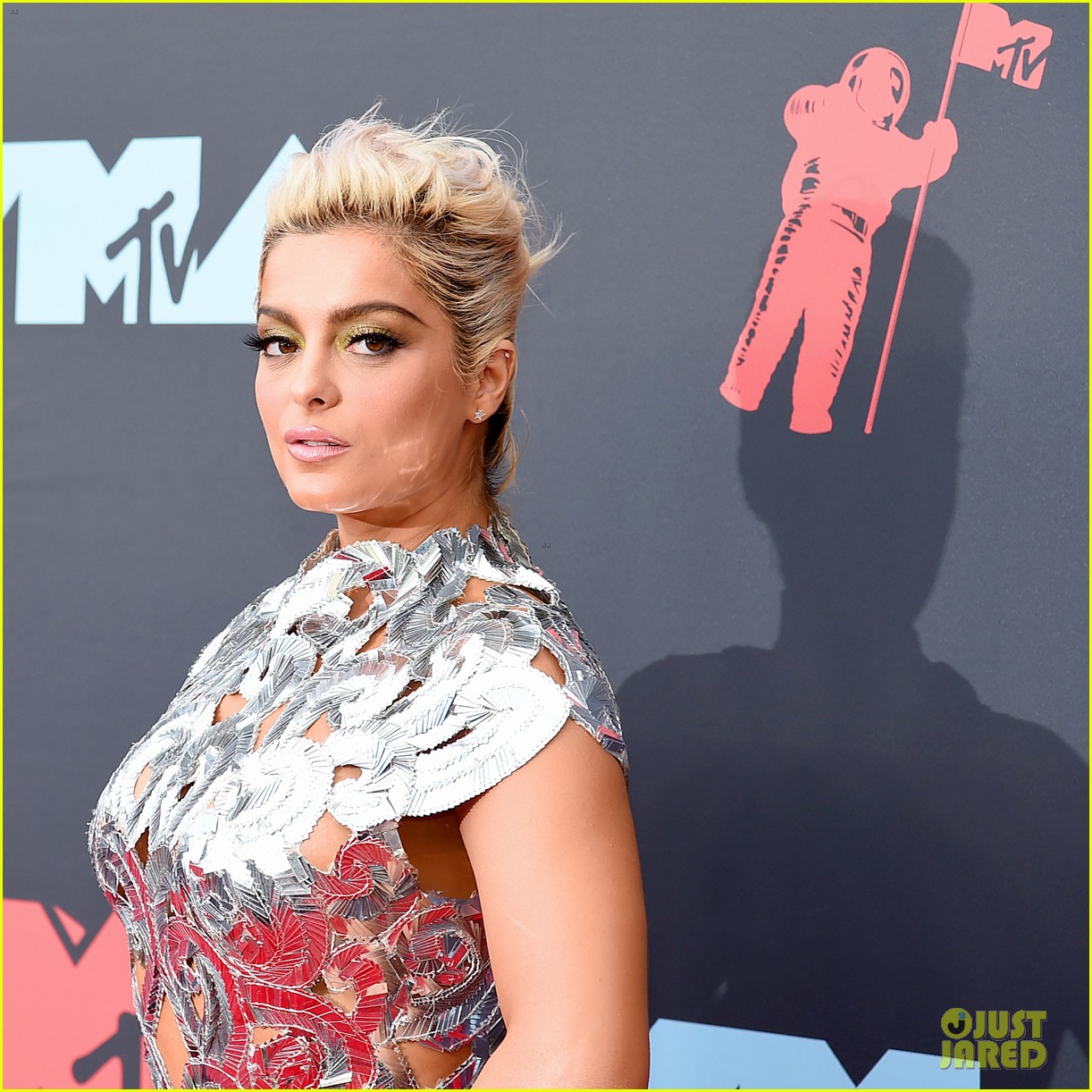 Bebe Rexha Celebrates First Ever MTV VMAs Win!: Photo 4340743 | Photos ...