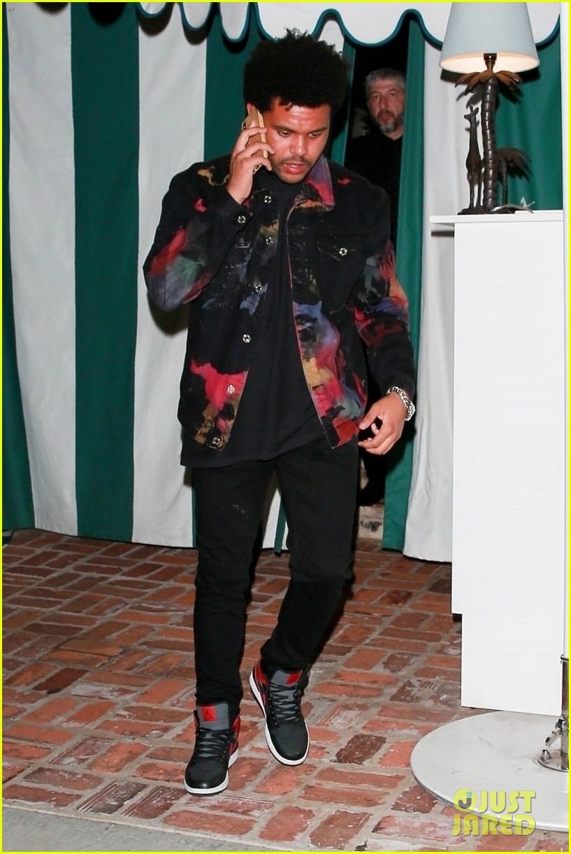 The Weeknd Steps Out for Solo Dinner in Santa Monica!: Photo 4337331 ...