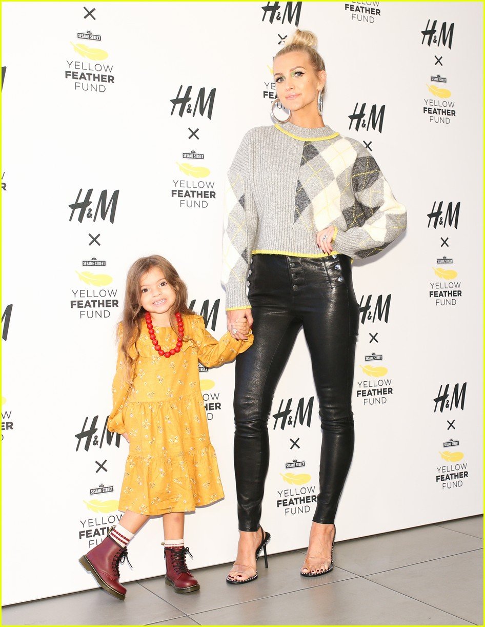 Selma Blair & Ashlee Simpson Unite for Children's Education: Photo ...