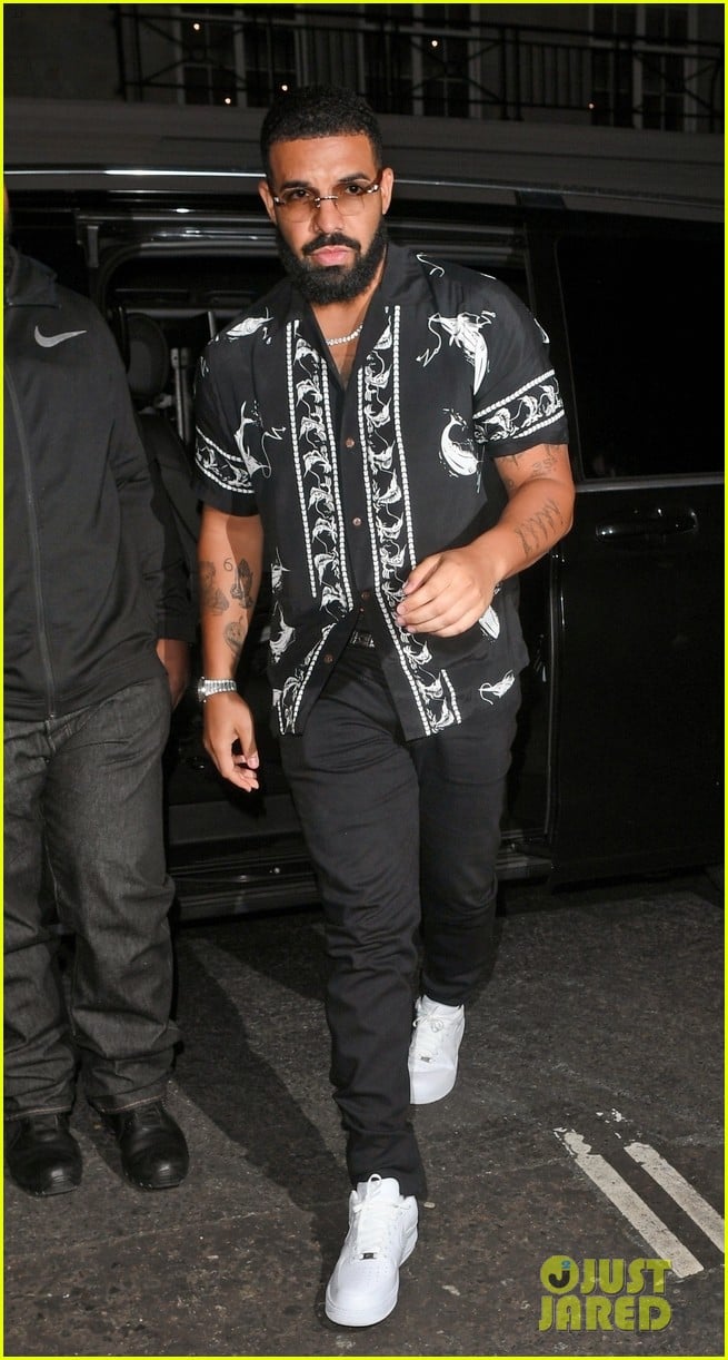 Drake Looks Stylish While Heading to Nobu in London: Photo 4346031 ...