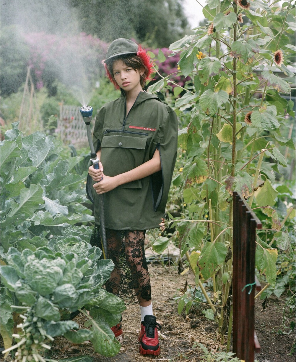 Milla Jovovich's Daughter, Ever Anderson, Makes Magazine Cover Debut ...