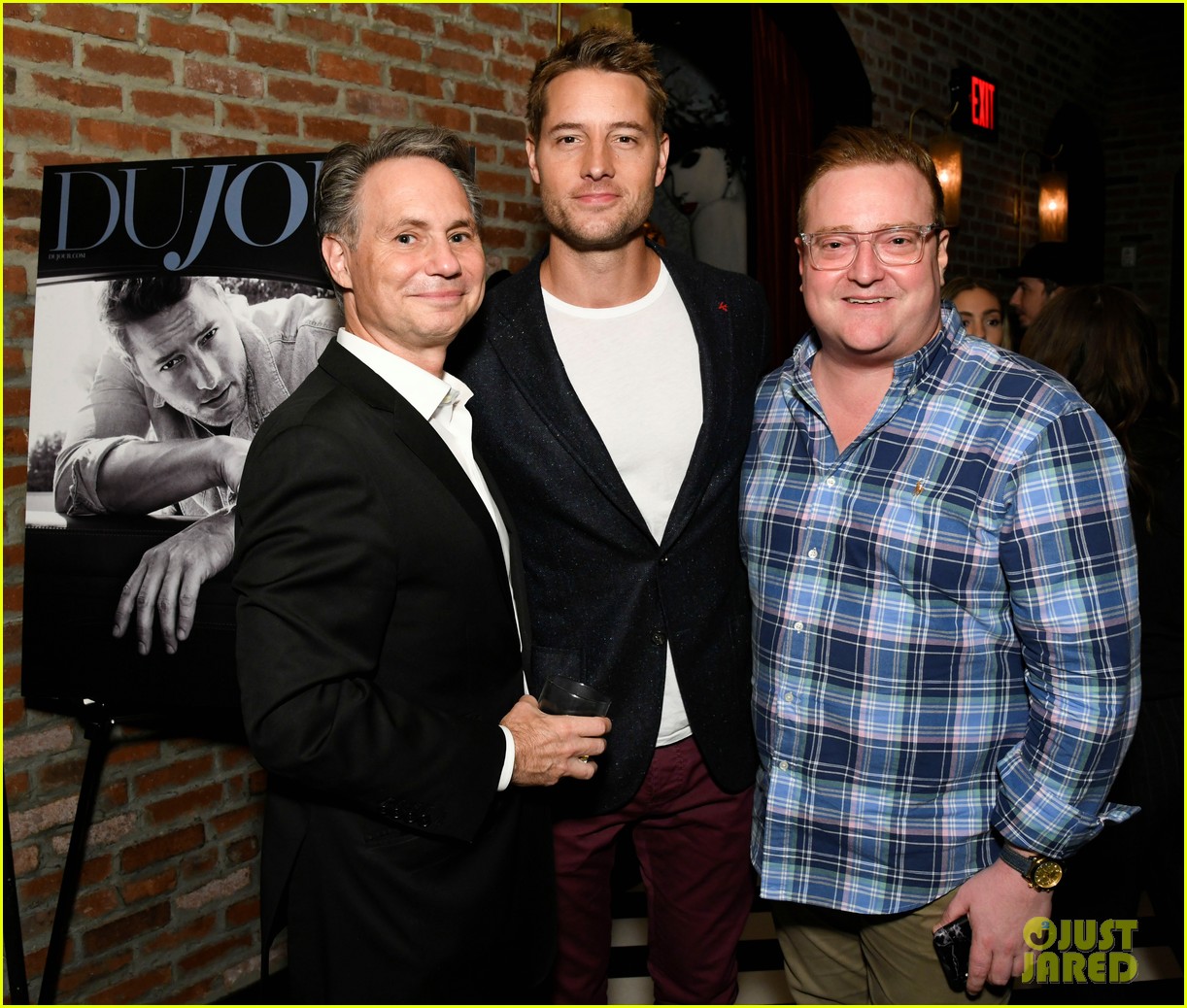 Justin Hartley Can't Keep It Together in Cue Card Cold Read with Demi ...