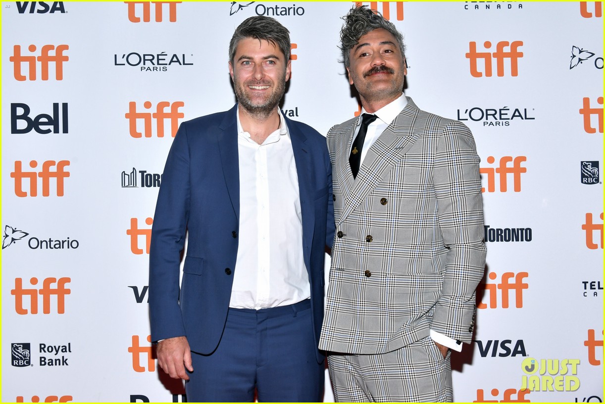 Scarlett Johansson, Sam Rockwell & More Premiere 'Jojo Rabbit' at TIFF ...