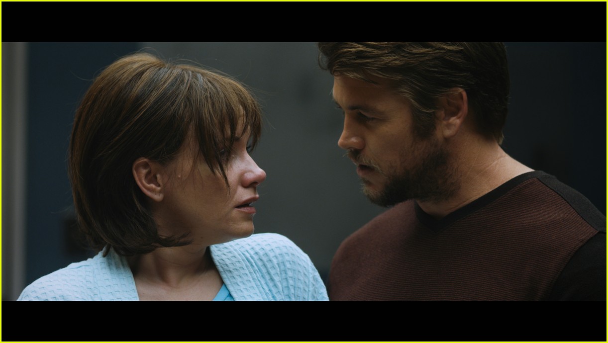 Luke Hemsworth's Alien Movie 'Encounter' Drops a New Trailer: Photo 4346710 | Trailer Photos ...