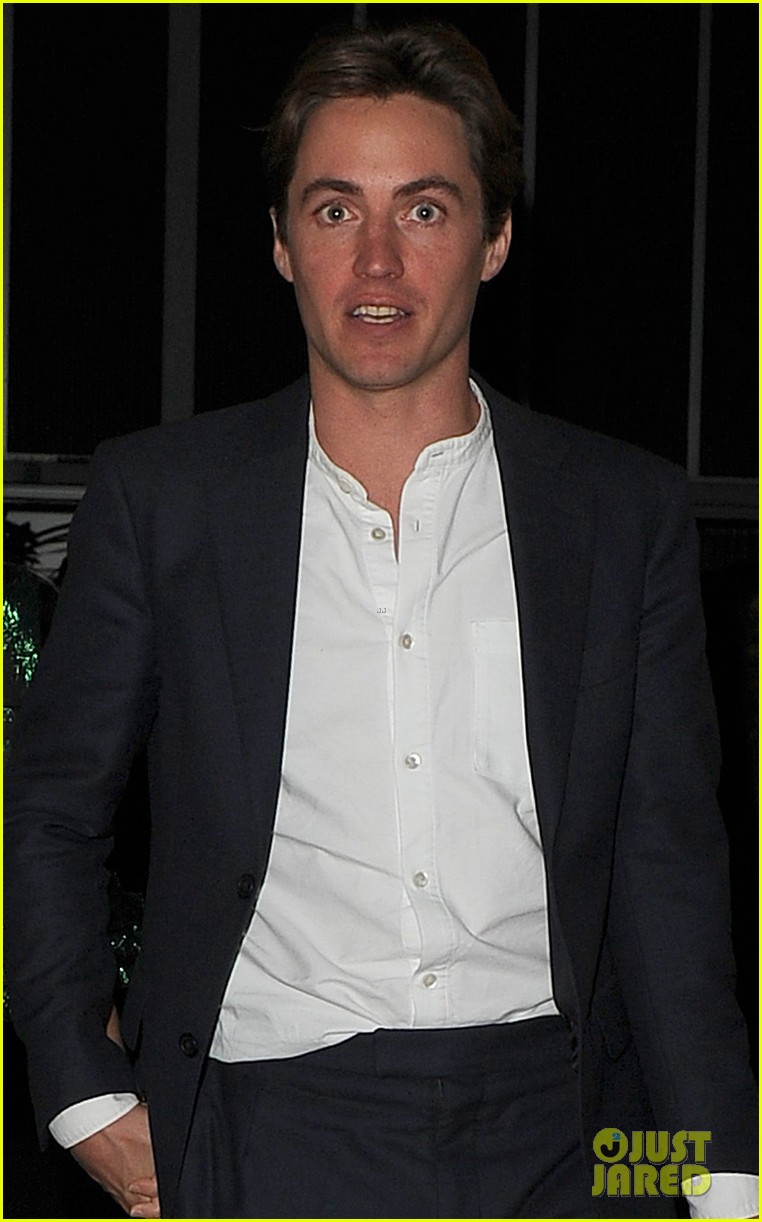 Princess Beatrice & Edoardo Mapelli Mozzi Step Out for the First Time ...