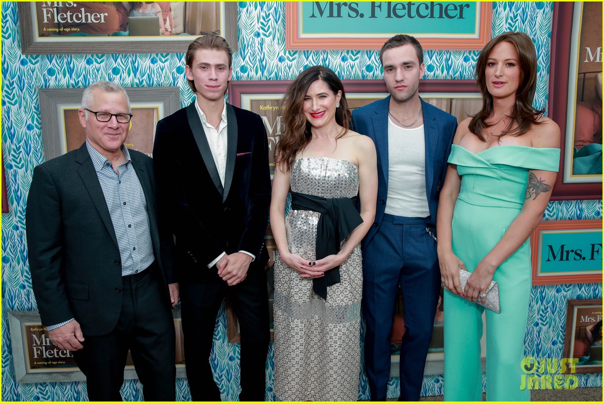 Kathryn Hahn Celebrates Premiere Of Her New HBO Series 'Mrs. Fletcher ...