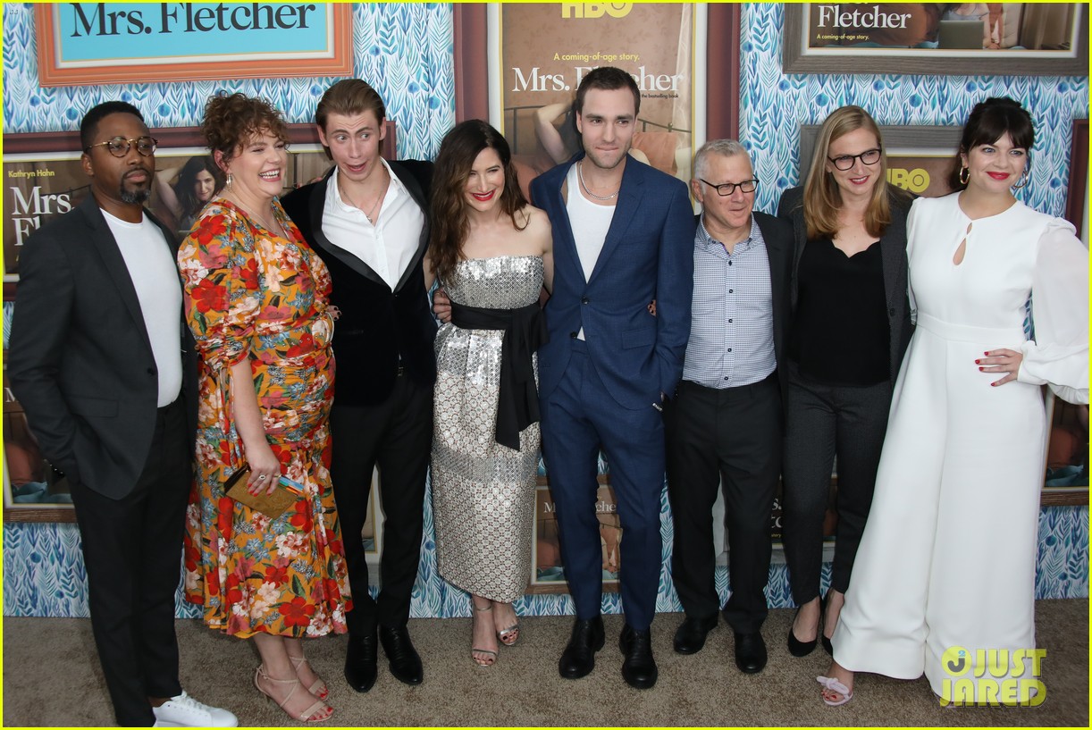 Kathryn Hahn Celebrates Premiere Of Her New HBO Series 'Mrs. Fletcher ...