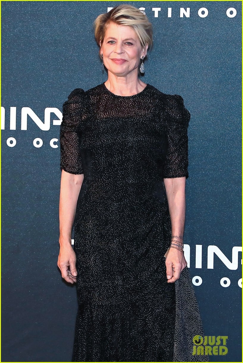 Linda Hamilton & Mackenzie Davis Bring 'Terminator: Dark Fate' To ...