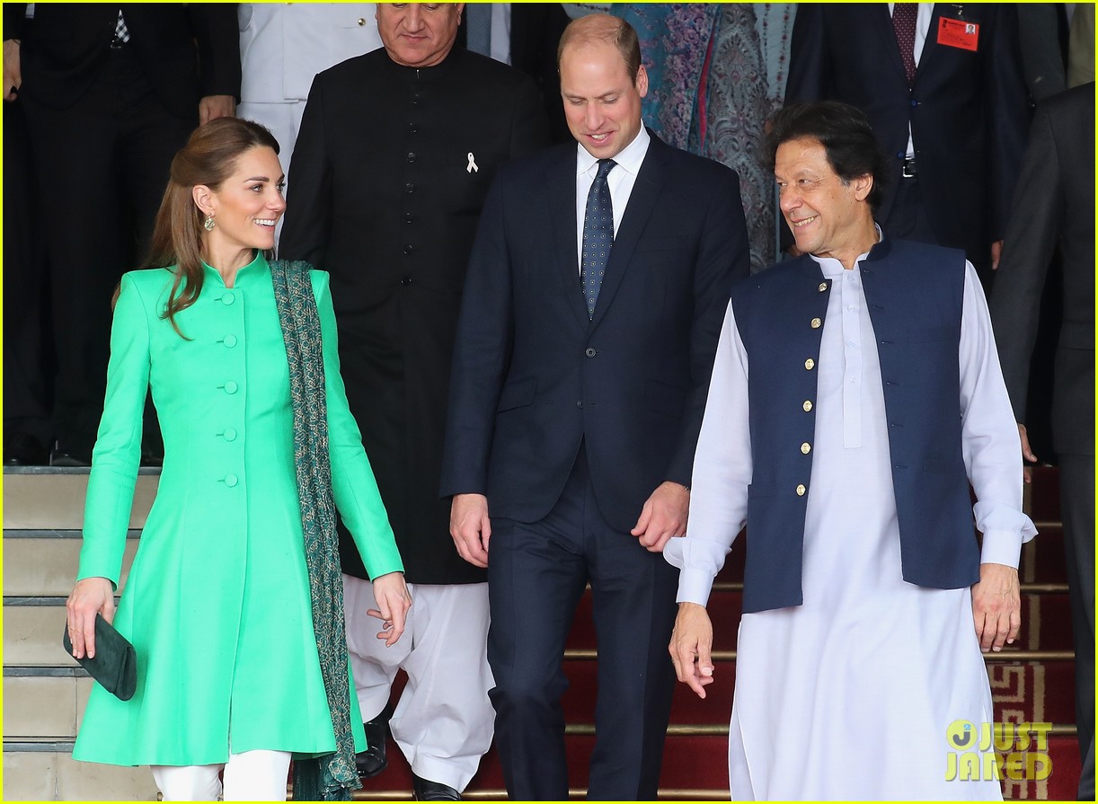 Duchess Kate & Prince William Meet with Princess Diana's Friend in ...