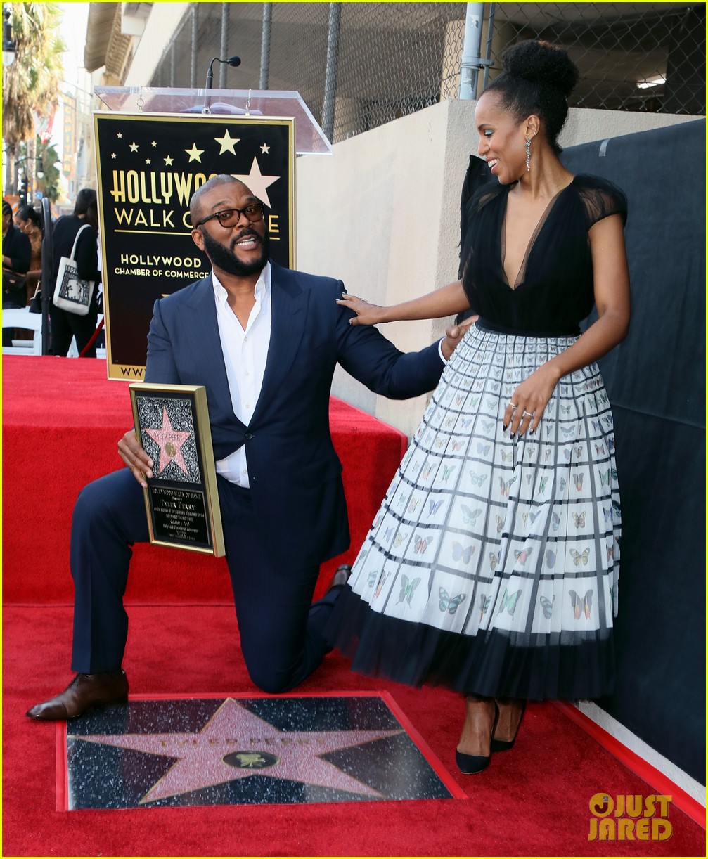 Kerry Washington & Idris Elba Honor Tyler Perry at His Hollywood Walk ...