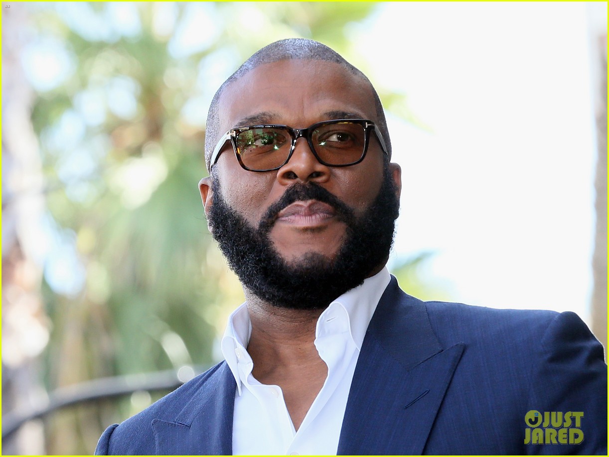 Kerry Washington & Idris Elba Honor Tyler Perry at His Hollywood Walk ...