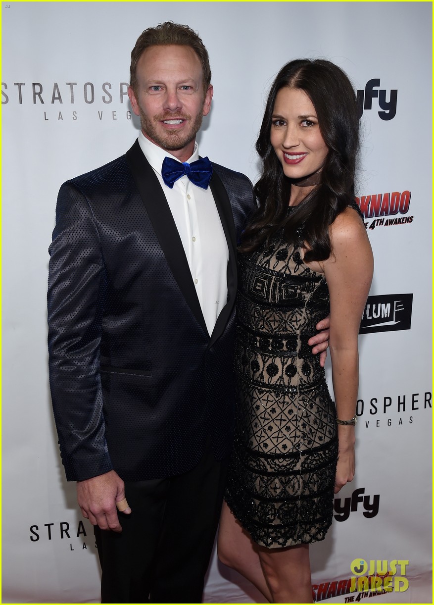 Ian Ziering & Wife Erin Split After Nine Years of Marriage: Photo ...