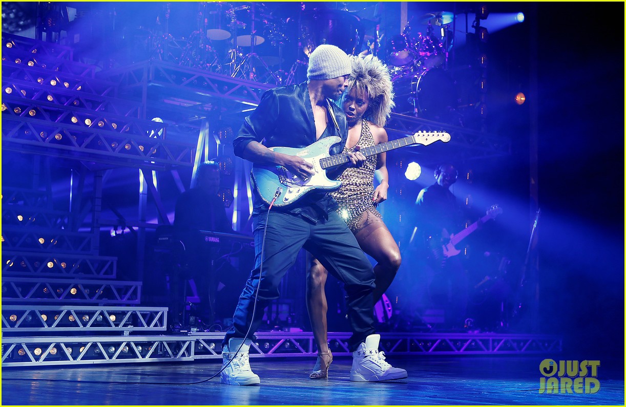 Adrienne Warren Better Get Her Tony Speech Ready, Oprah Says: Photo ...