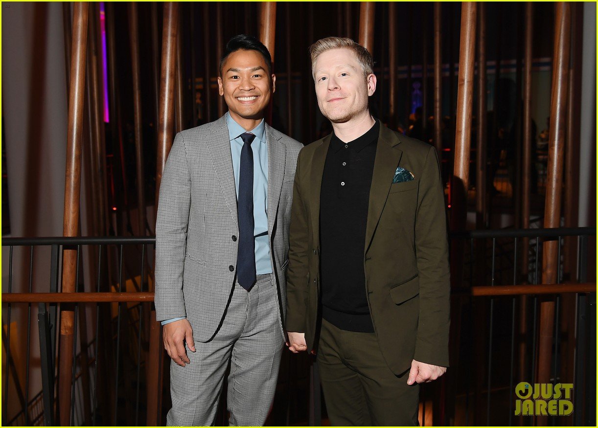 'Star Trek: Discovery' Star Anthony Rapp & Ken Ithiphol Are Engaged ...