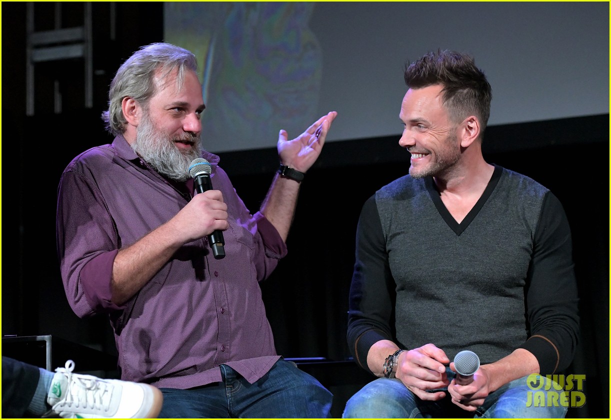 Alison Brie & 'Community' Cast Pledge For Movie If Creator Dan Harmon ...