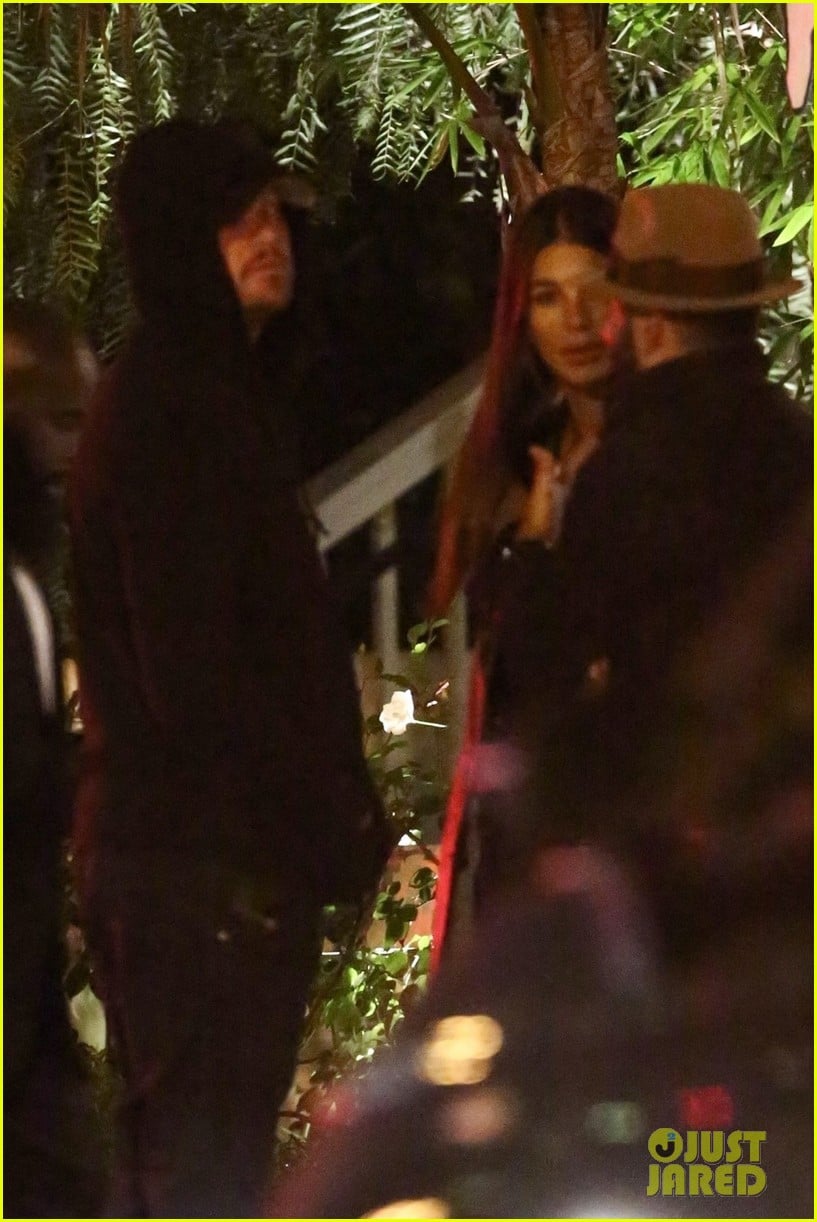Leonardo DiCaprio & Girlfriend Camila Morrone Join Friends for Dinner ...