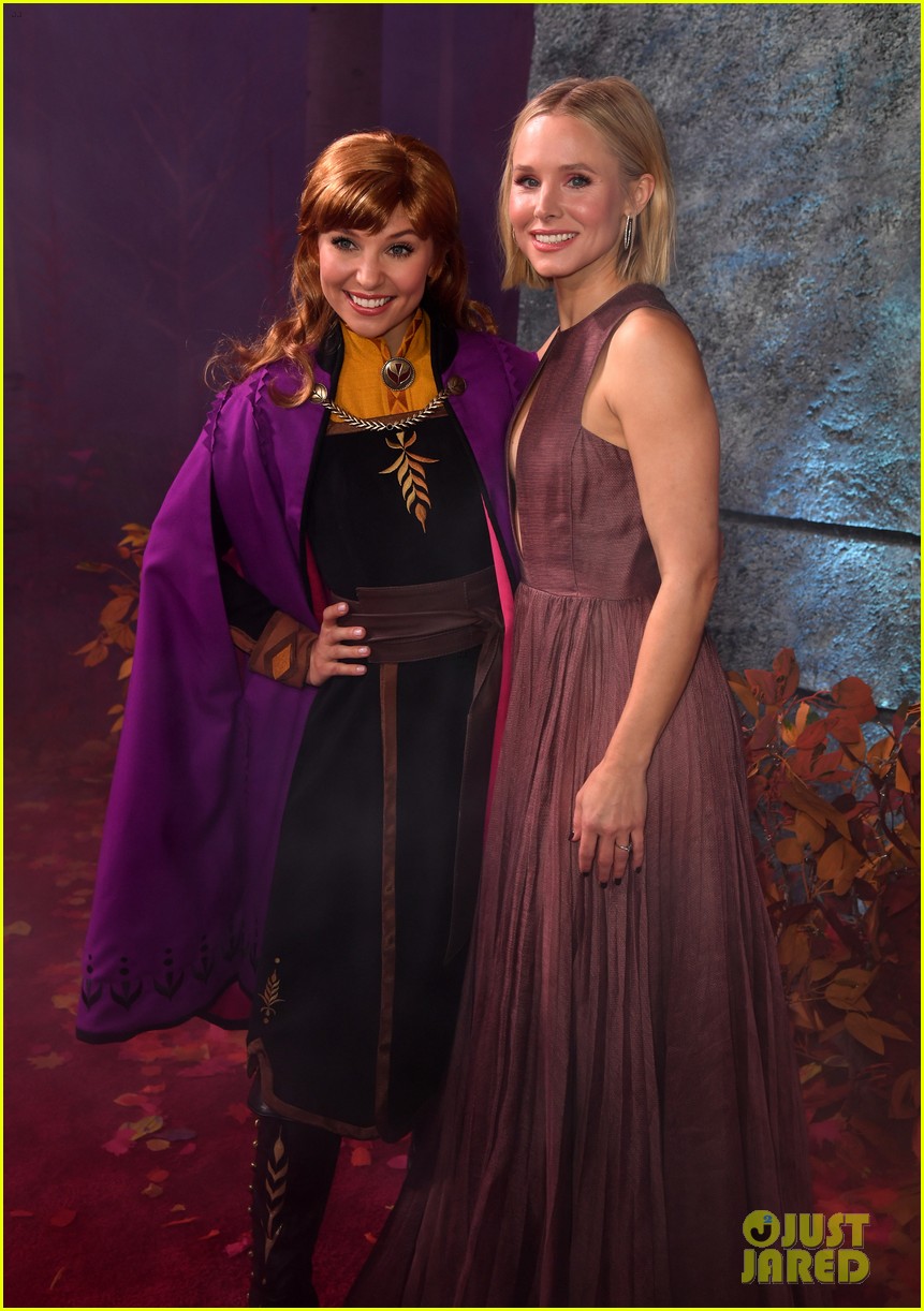 Idina Menzel, Kristen Bell, & 'Frozen 2' Cast Attend the Film's L.A ...