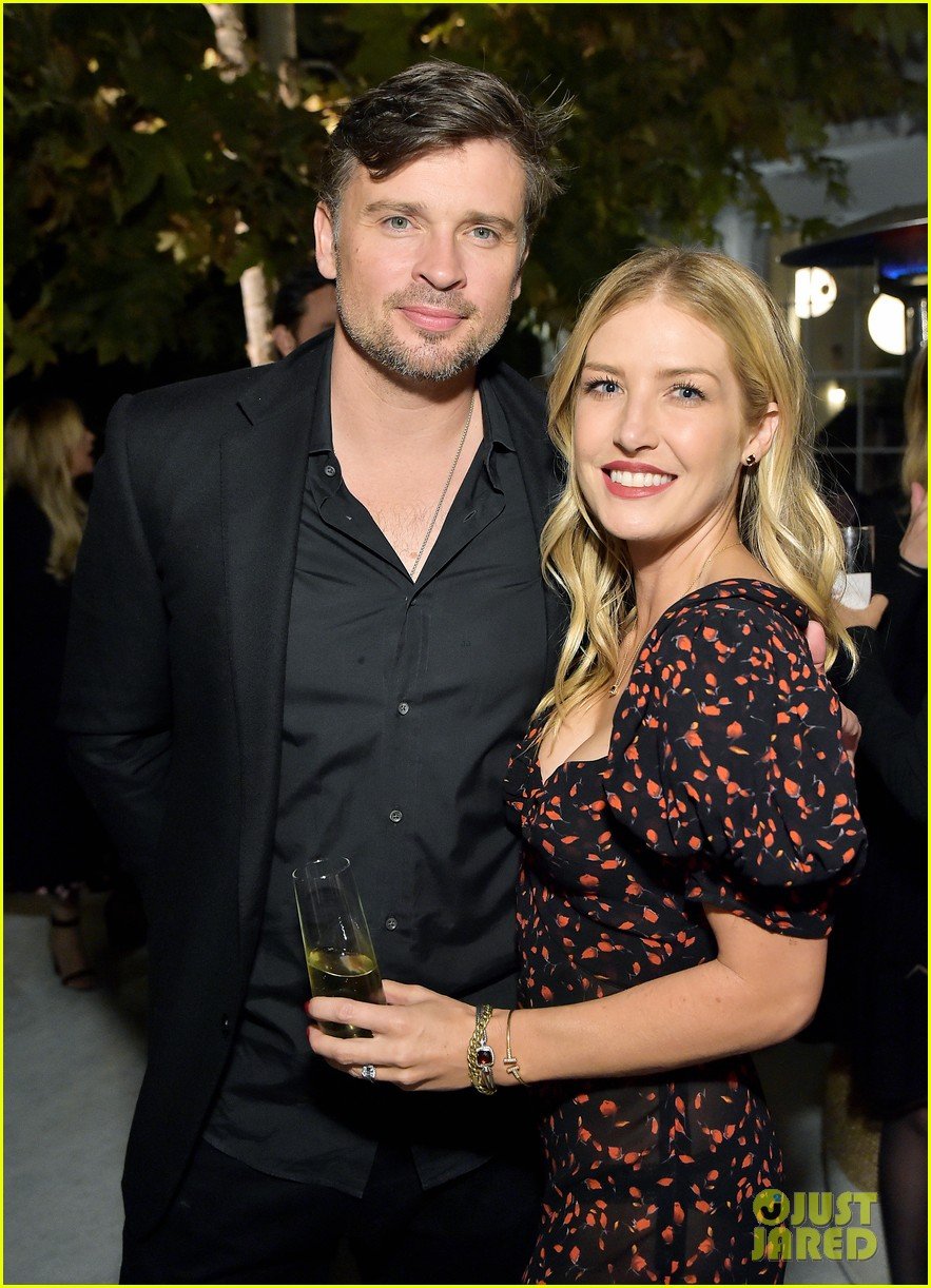 Jamie Foxx, Kaia Gerber, & Cindy Crawford Attend A Sense of Home Gala ...