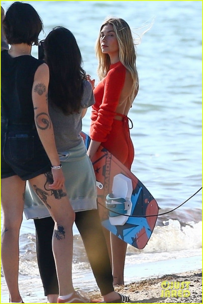 Hailey Bieber Hits The Beach For A Photo Shoot in Miami: Photo 4395029 ...