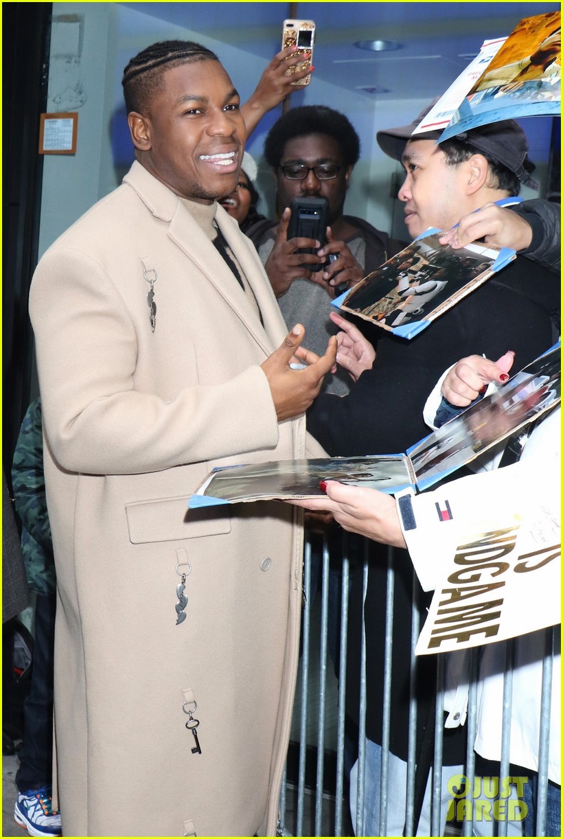 John Boyega Admits to Accidentally Leaking the 'Star Wars: The Rise of ...