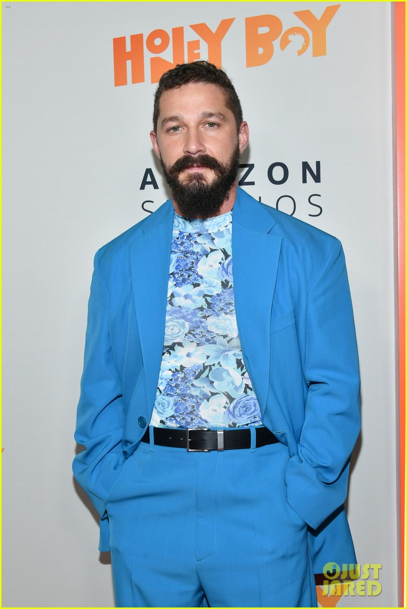 Shia LaBeouf Wears an Over-Sized Blue Suit at 'Honey Boy' Premiere with Noah Jupe: Photo 4382965 ...
