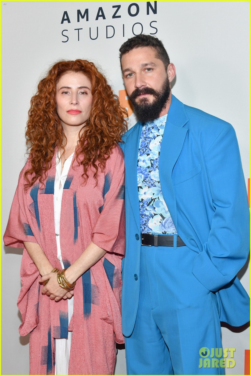 Shia LaBeouf Wears an Over-Sized Blue Suit at 'Honey Boy' Premiere with Noah Jupe: Photo 4382970 ...