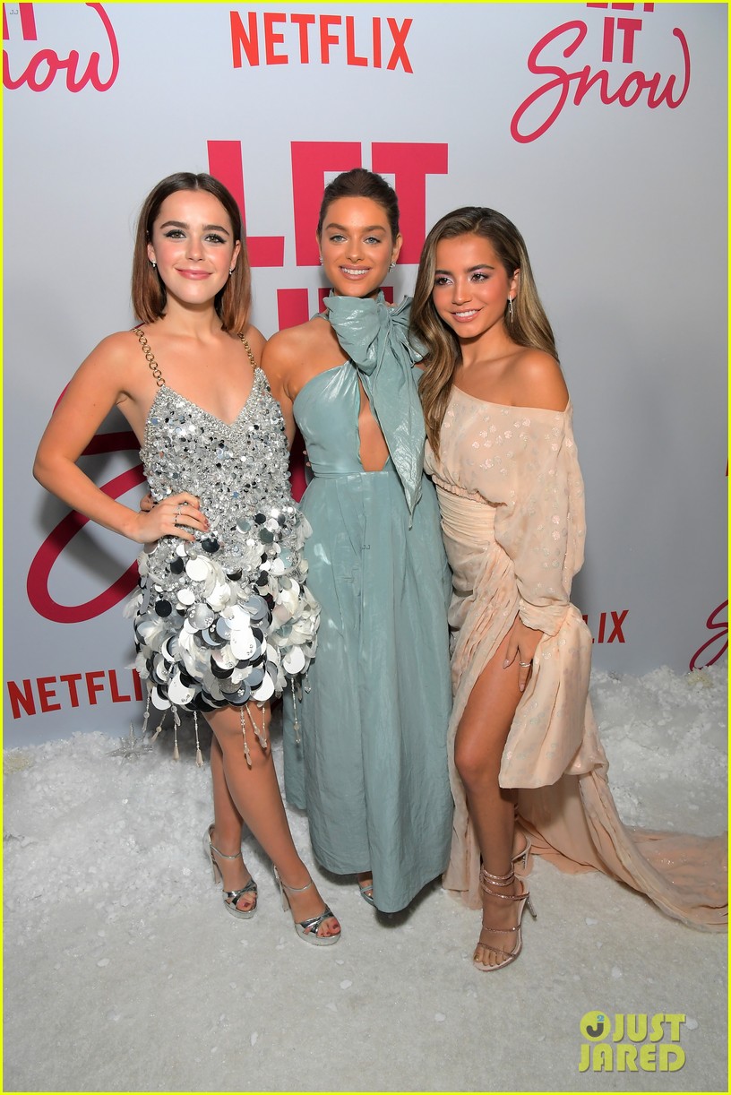 Kiernan Shipka, Odeya Rush & Isabela Merced Stun at 'Let It Snow ...
