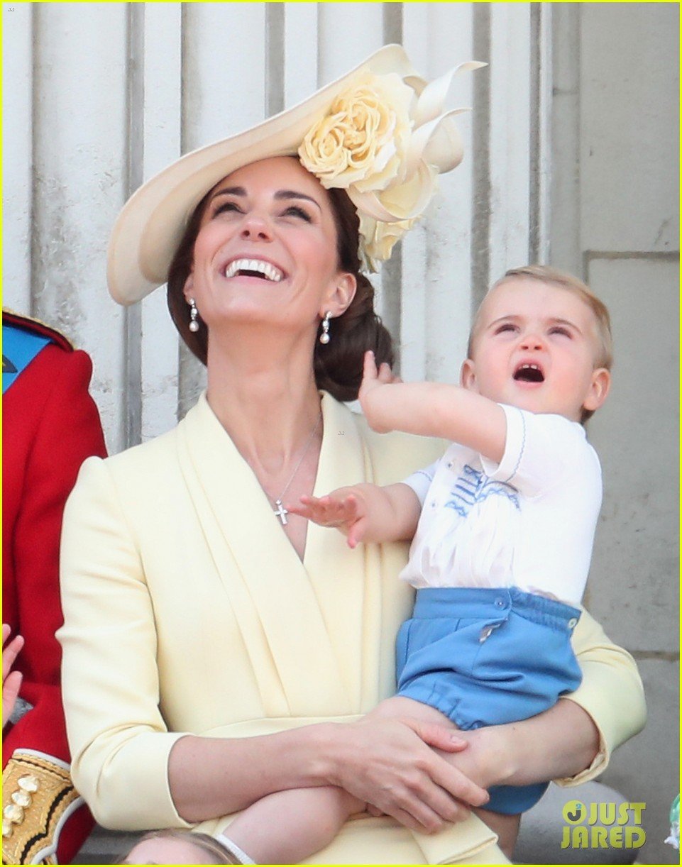 Duchess Kate Middleton Says Prince Louis Is Talking & Reveals the Word ...