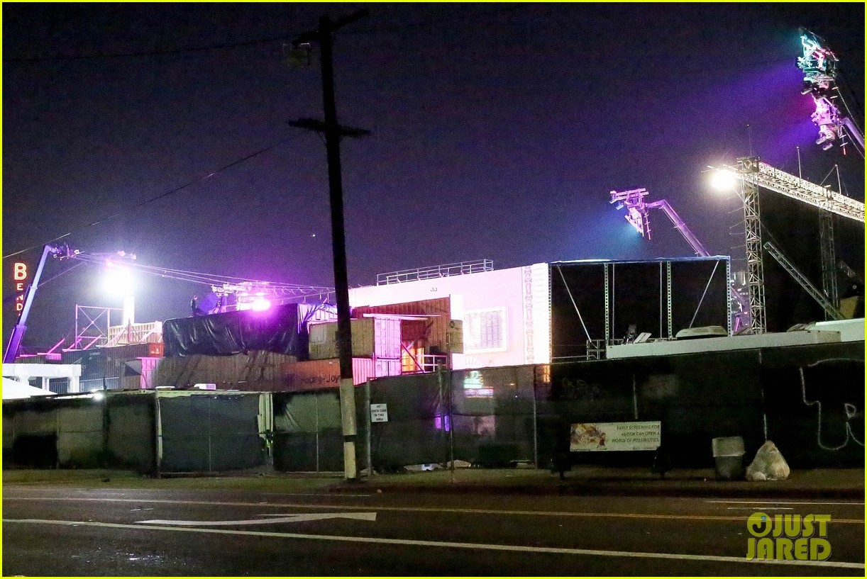 Nicole Kidman & Andrew Rannells Spotted for First Time on 'The Prom ...