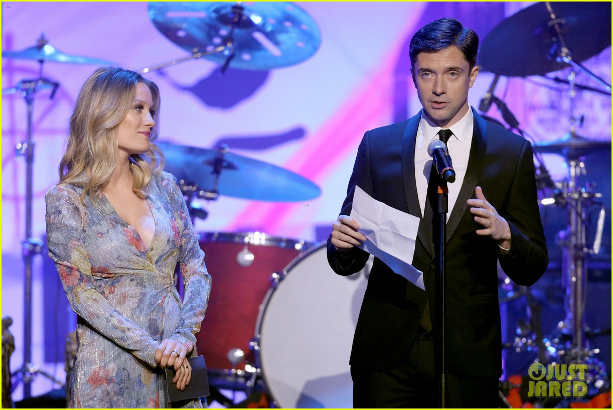 Topher Grace & Wife Ashley Announce They're Expecting Second Child ...