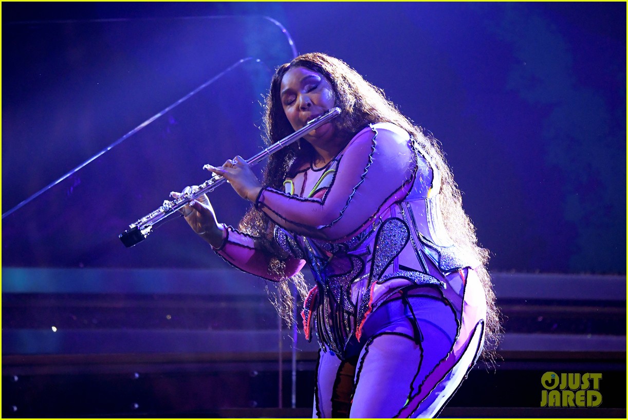 Lizzo Opens Grammys 2020 with Performance of 'Cuz I Love You' & 'Truth ...