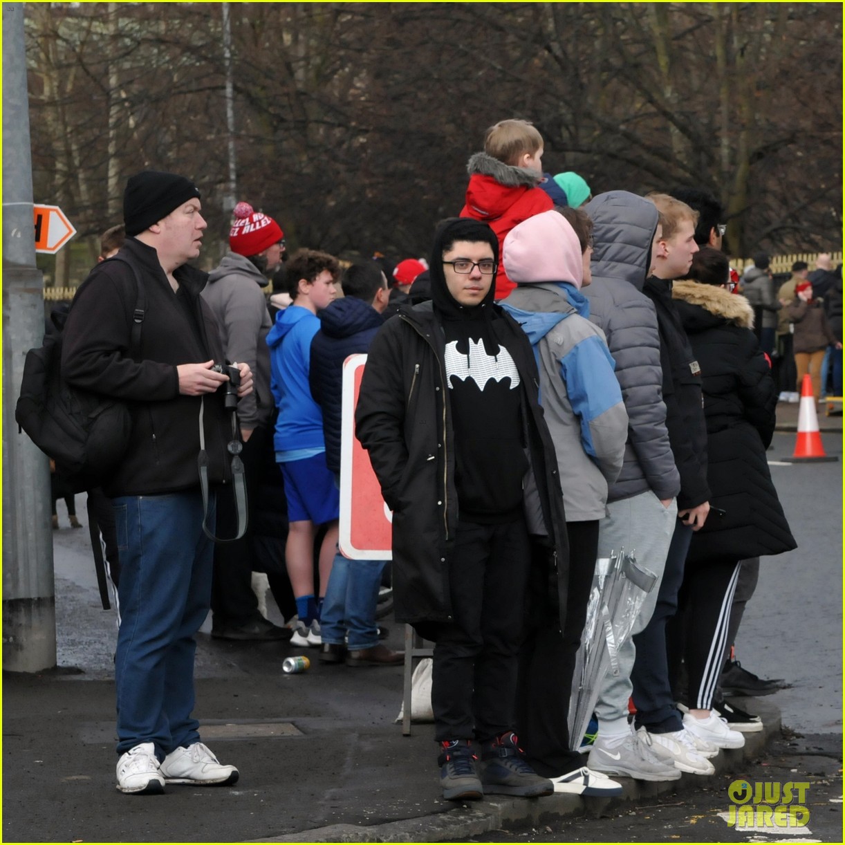 'The Batman' Movie Films Motorcycle Scene - See the Set Pics!: Photo ...