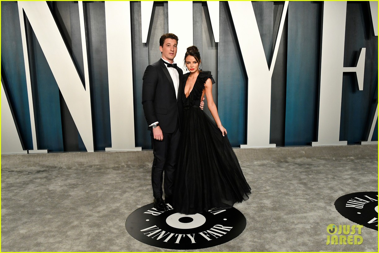 Miles Teller, Chace Crawford, & Aaron Paul Are Dapper Dudes at Vanity ...