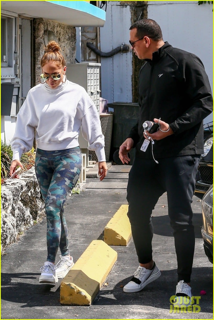 Jennifer Lopez & Alex Rodriguez Get in a Workout Together at the Gym in ...