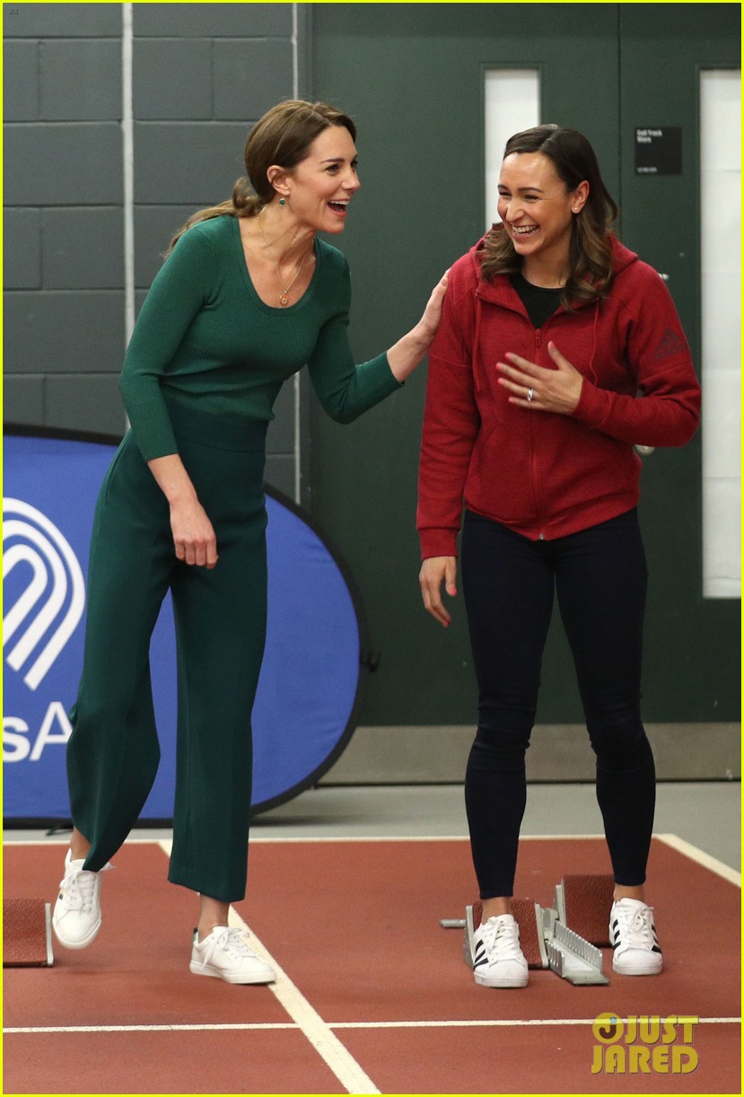 Duchess Kate Middleton Shows Off Her Running Skills & It's All on Video ...