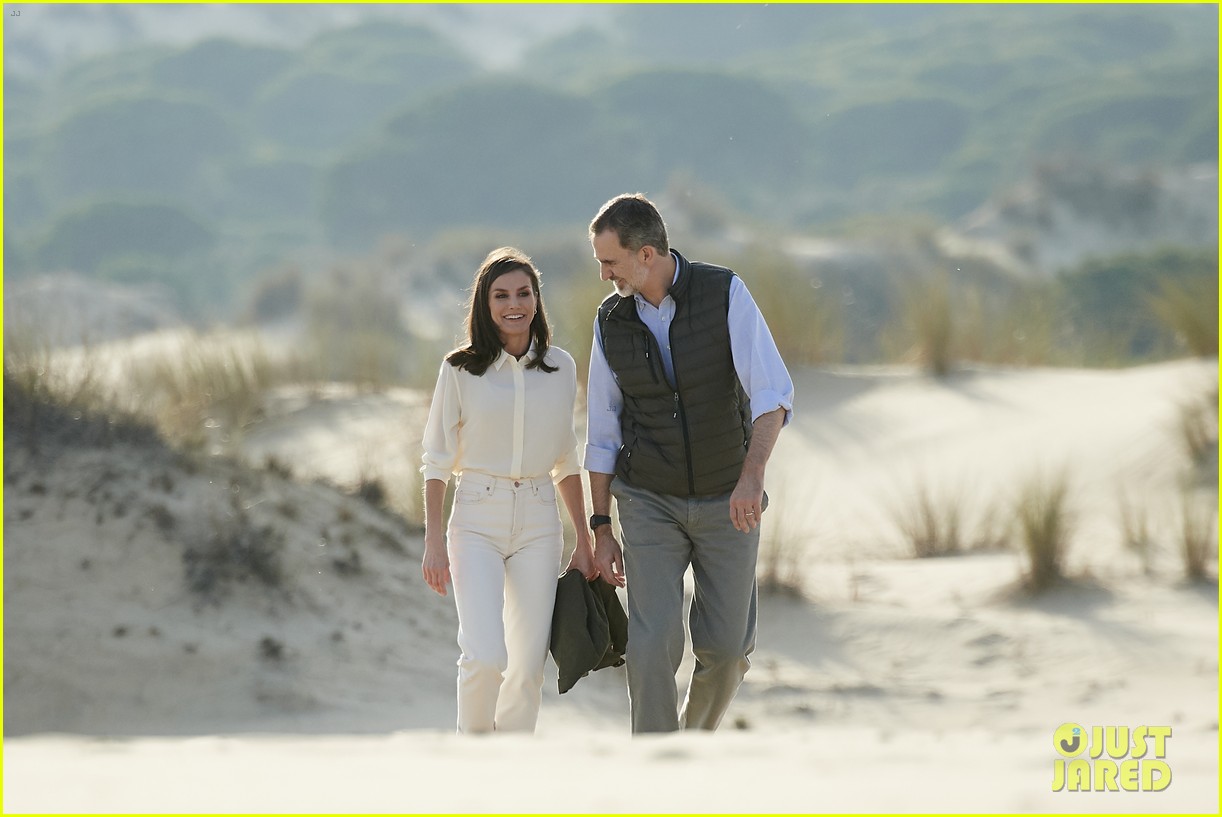 Spain's King Felipe & Queen Letizia Spotted Holding Hands During Trip ...