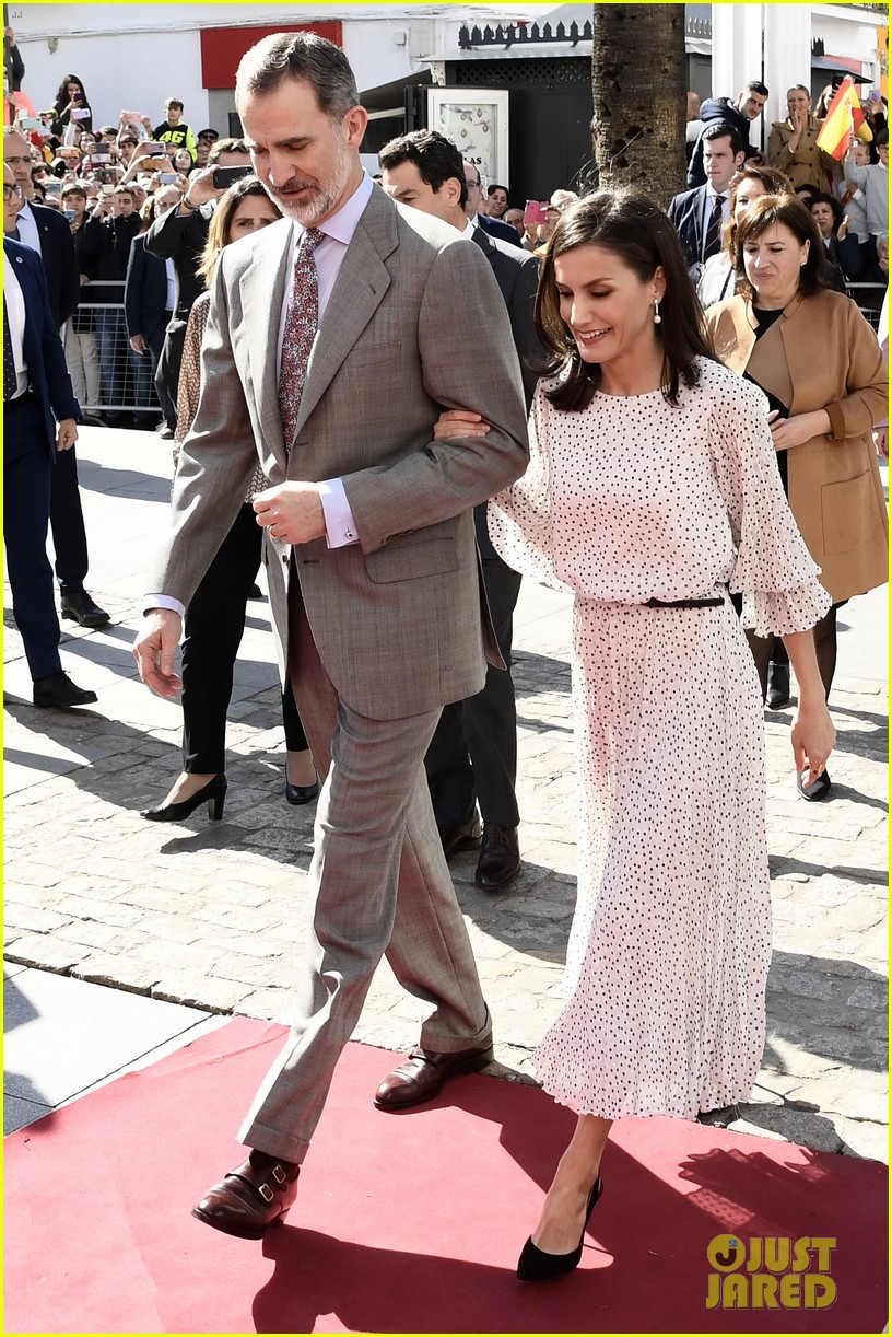 Spain's King Felipe & Queen Letizia Spotted Holding Hands During Trip ...