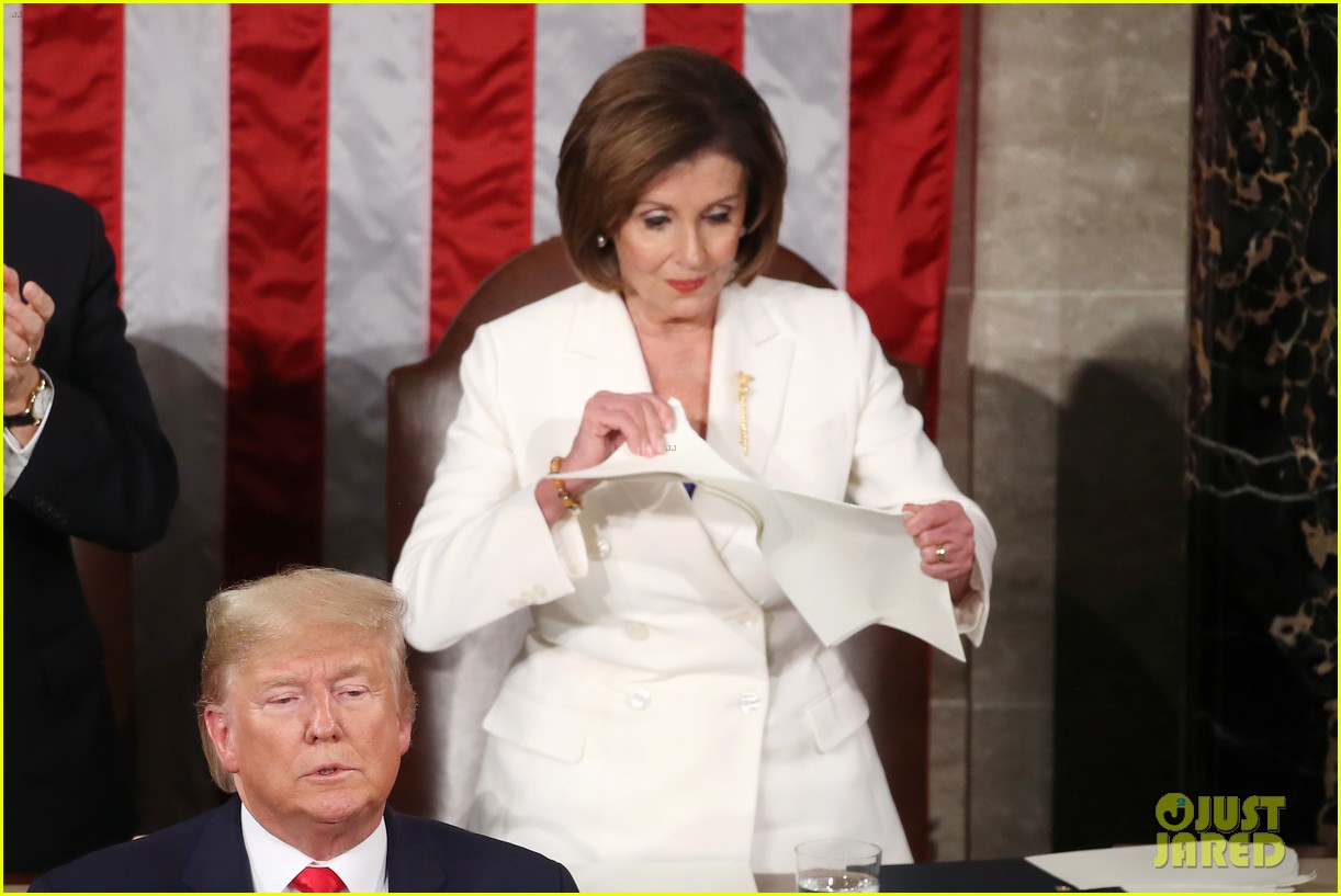 Nancy Pelosi Tears Up Donald Trump's State of the Union 2020 Speech ...
