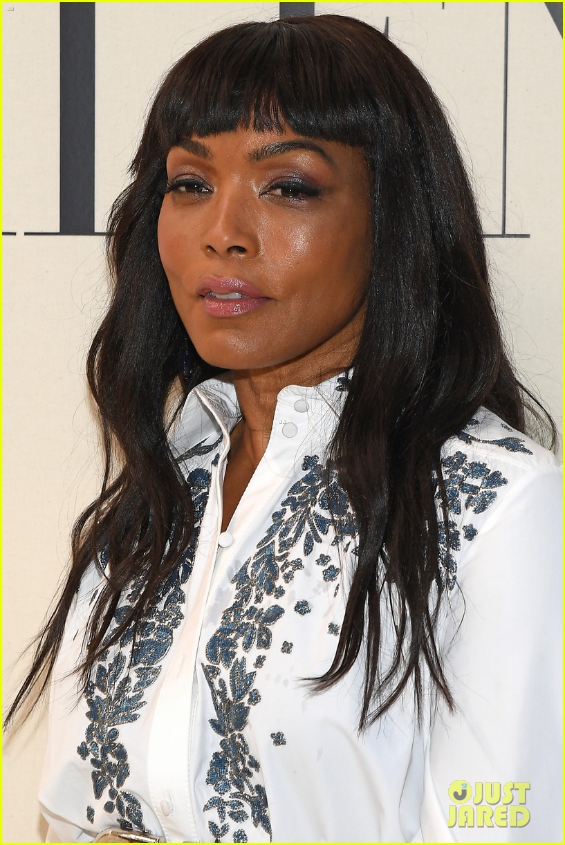 Caitriona Balfe Looks Royal in Blue at Valentino's Paris Fashion Week ...