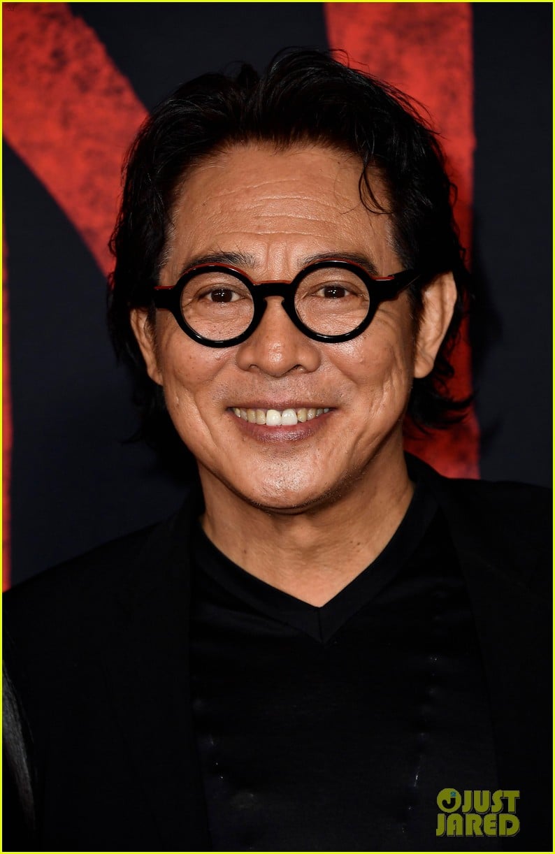 Donnie Yen, Jet Li, & More 'Mulan' Stars Step Out for L.A. Premiere ...
