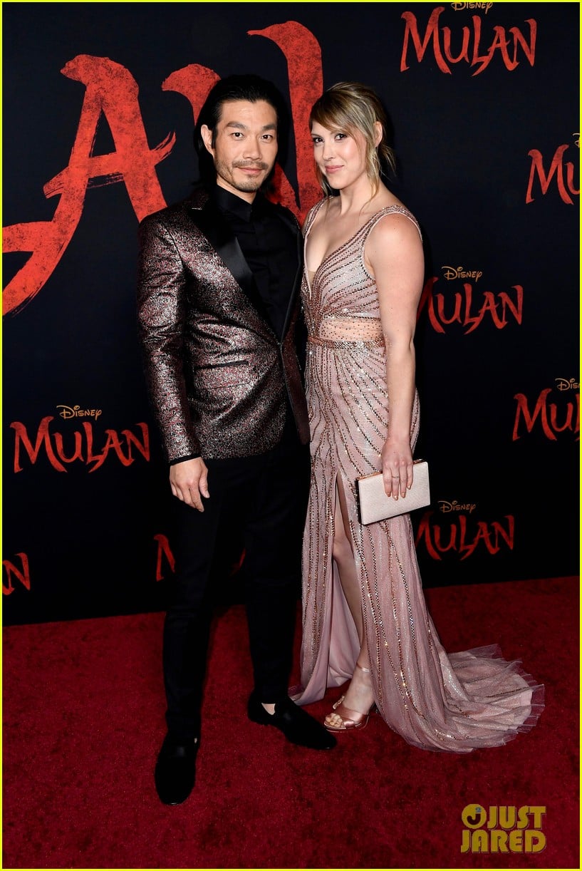 Donnie Yen, Jet Li, & More 'Mulan' Stars Step Out for L.A. Premiere ...