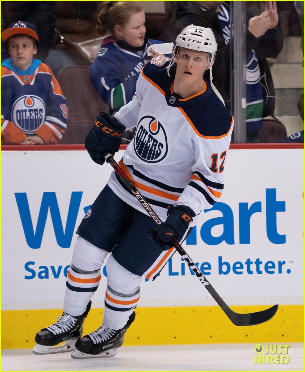 Colby Cave Dead - NHL Player Dies at 25: Photo 4453776 | RIP Photos ...