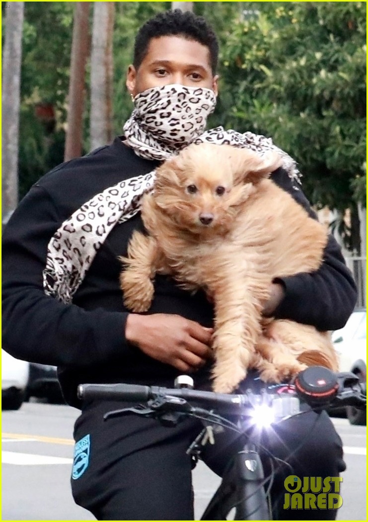 Usher Carries His Dog on Bike Ride with Girlfriend Jennifer Goicoechea ...