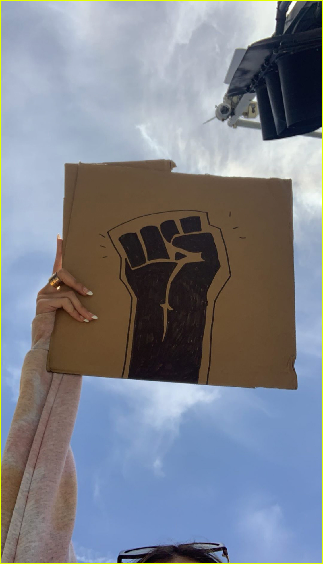 Madison Beer Says She Was Tear Gassed by Police at Black Lives Matter ...