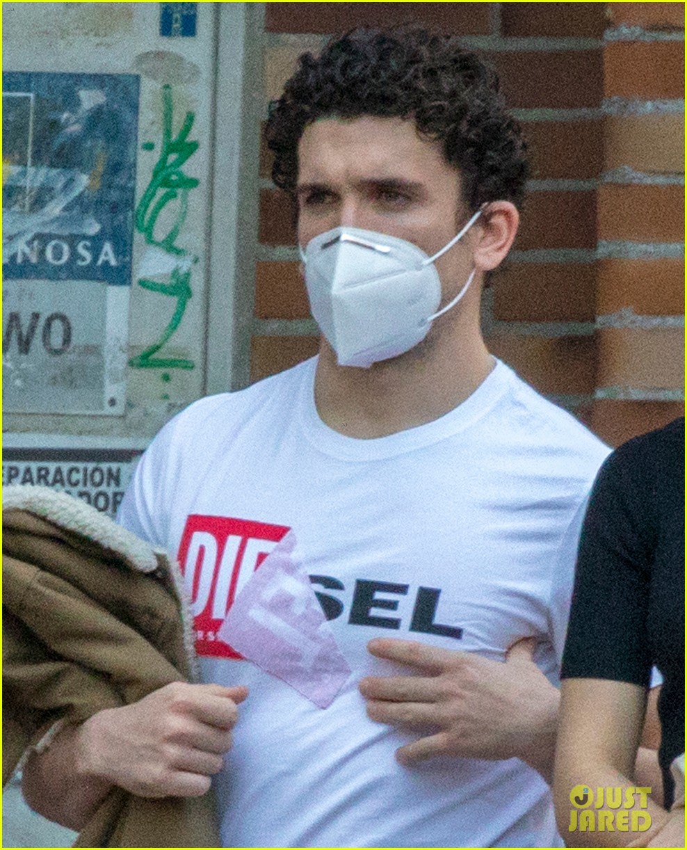 Money Heist's Jaime Lorente & Maria Pedraza Go for Masked Stroll in Madrid!: Photo 4459767 ...