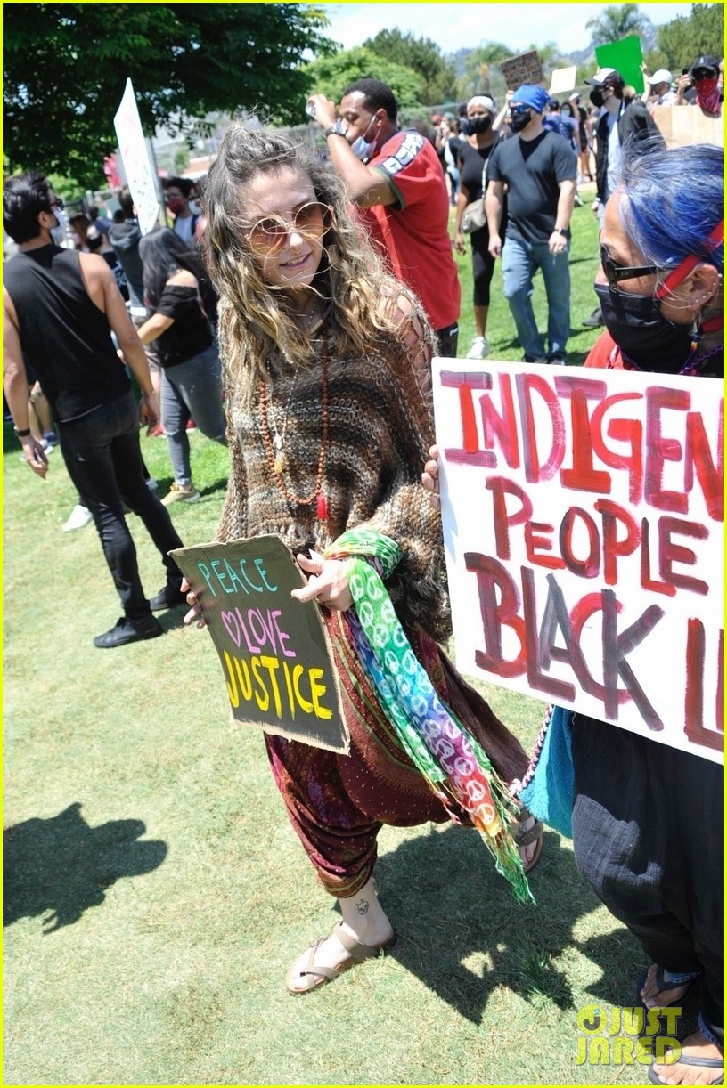Paris Jackson Attends George Floyd Protests in Los Angeles: Photo ...