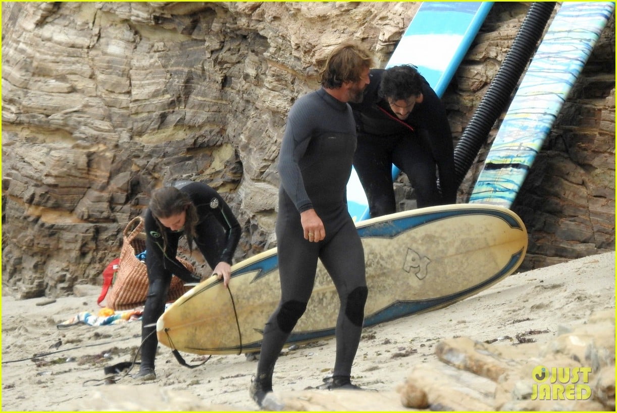 Gerard Butler Puts On His Skintight Wetsuit for a Day of Surfing: Photo ...