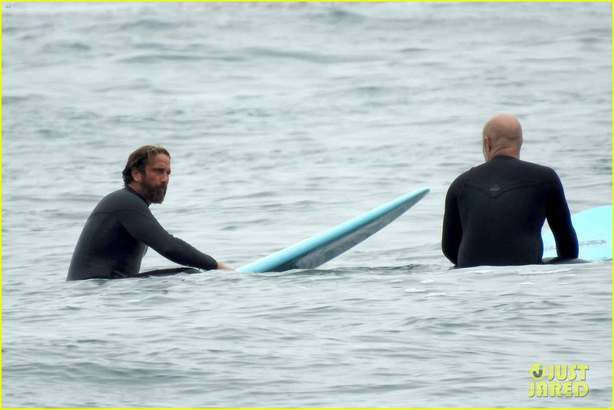 Gerard Butler Puts On His Skintight Wetsuit for a Day of Surfing: Photo ...