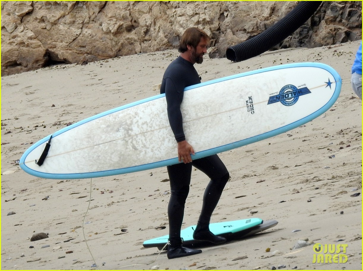 Gerard Butler Puts On His Skintight Wetsuit for a Day of Surfing: Photo ...