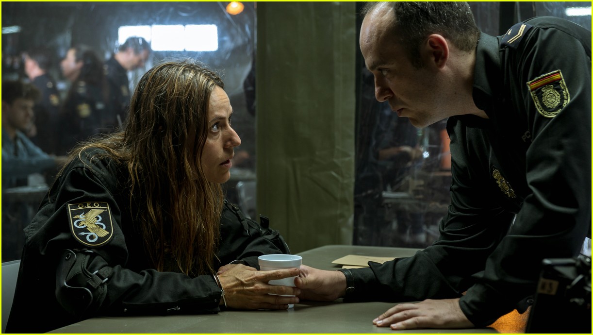 'Money Heist' Actor Reveals Which Character Might Not Survive in Season ...